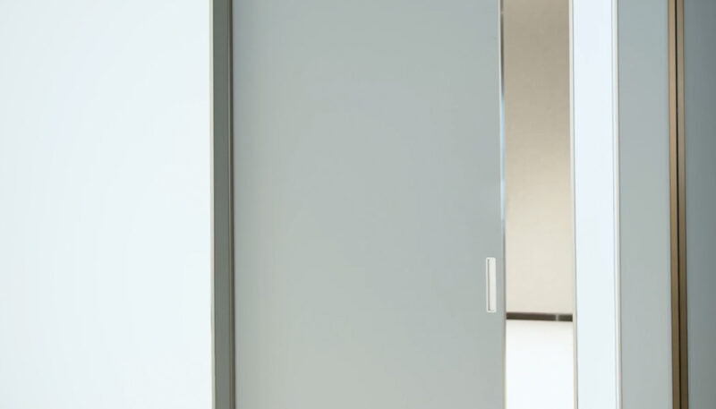 Sistema scorrevole per porte e pareti da interno PERFECT SLIM by OPK ...